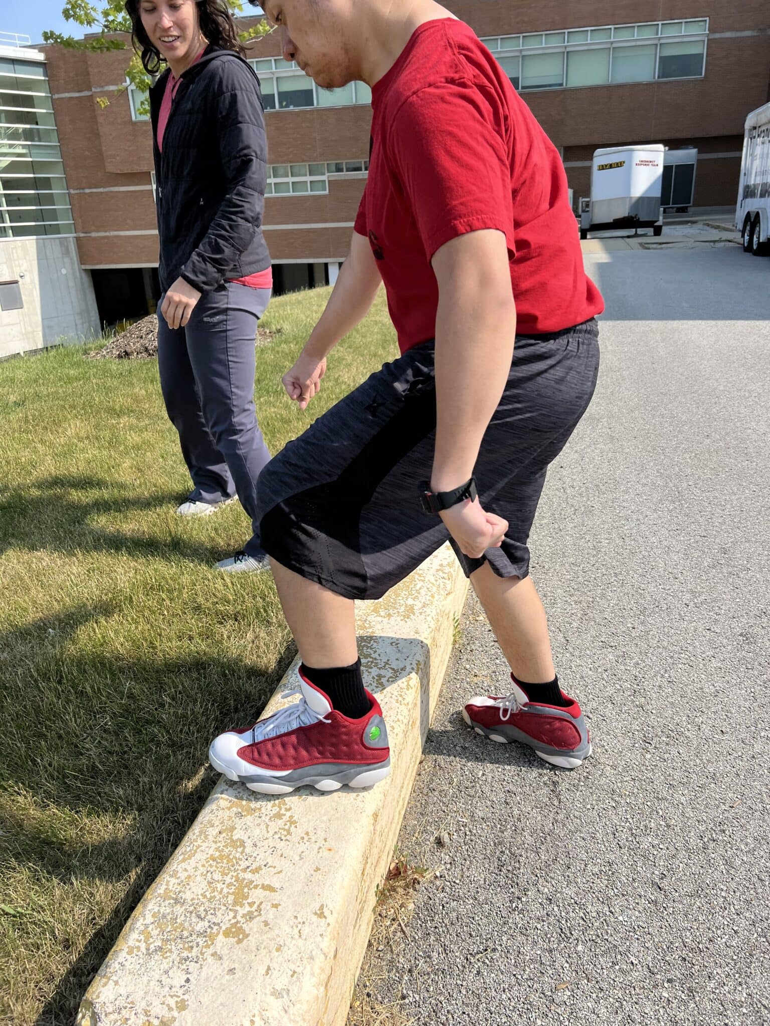 Child development skills and learning to jump. Four tips to use at home.