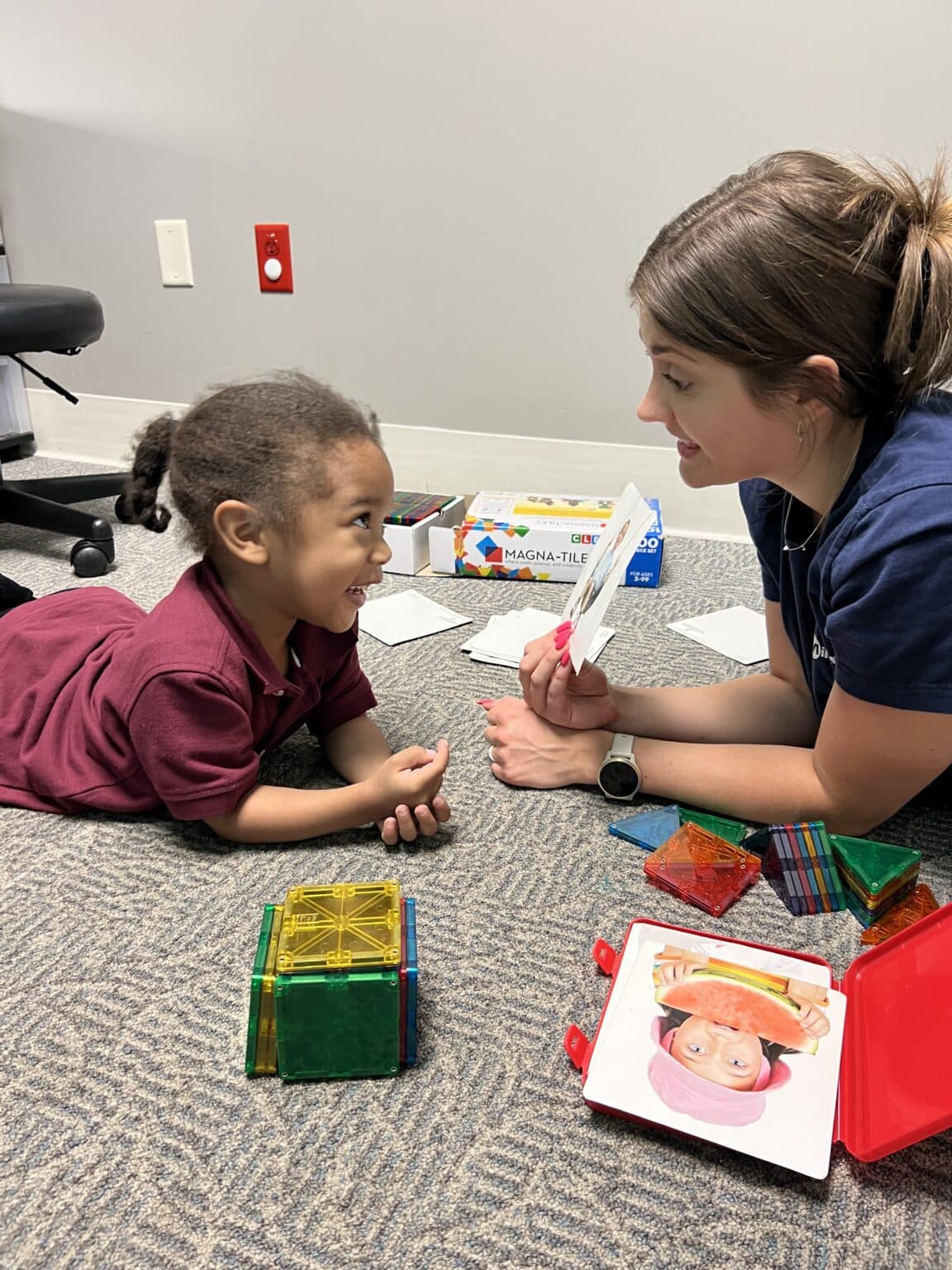 I-Spy is a fun pediatric speech therapy activity - Milestone Therapy